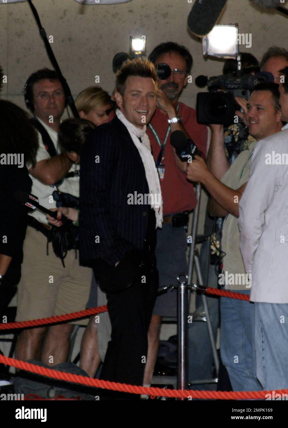 Woody allen hayley atwell hi-res stock photography and images - Alamy