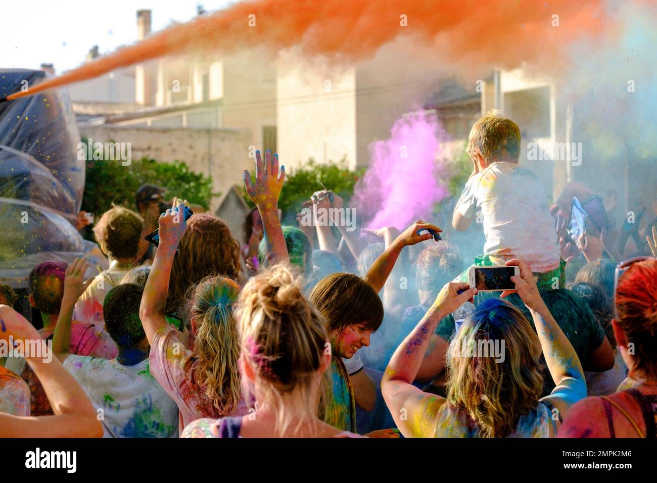 Fiesta infantil infantil hi-res stock photography and images - Alamy