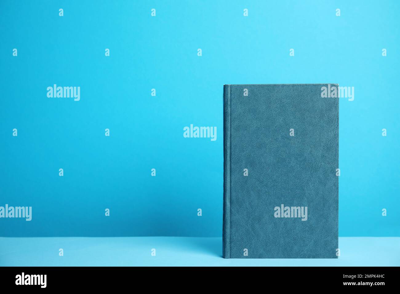 Simple blue brochure design template hi-res stock photography and ...