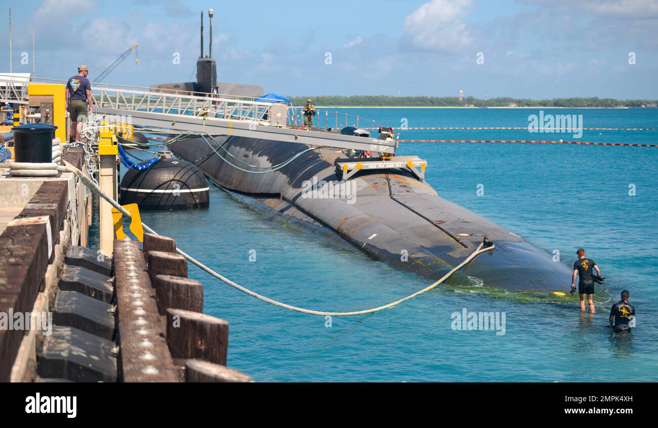 221030-N-EJ241-1240 DIEGO GARCIA, British Indian Ocean Territory (Oct ...