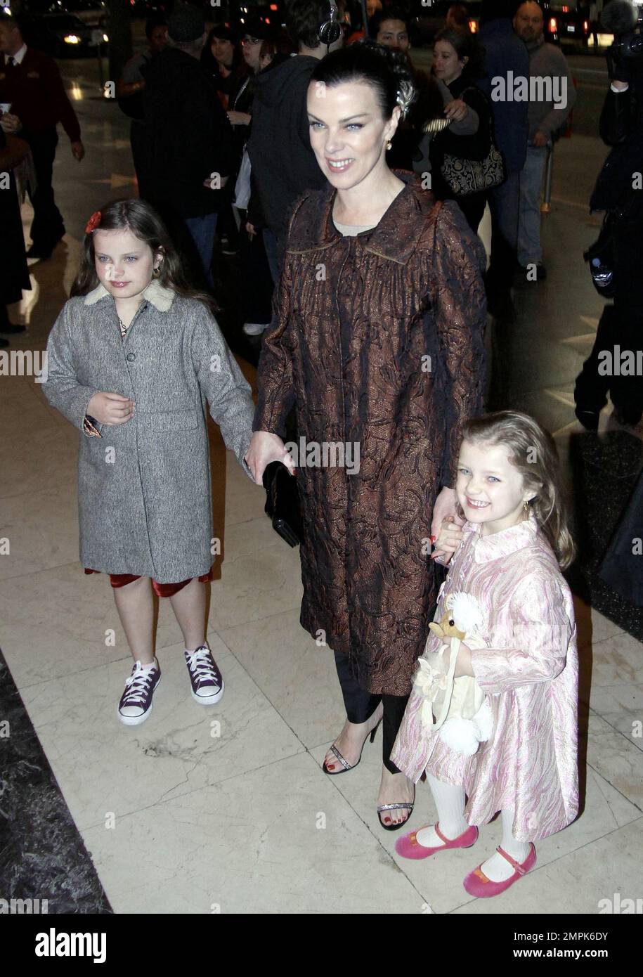 Debi Mazar arrives with her daughters Evelyn Maria and Giulia Isabel ...