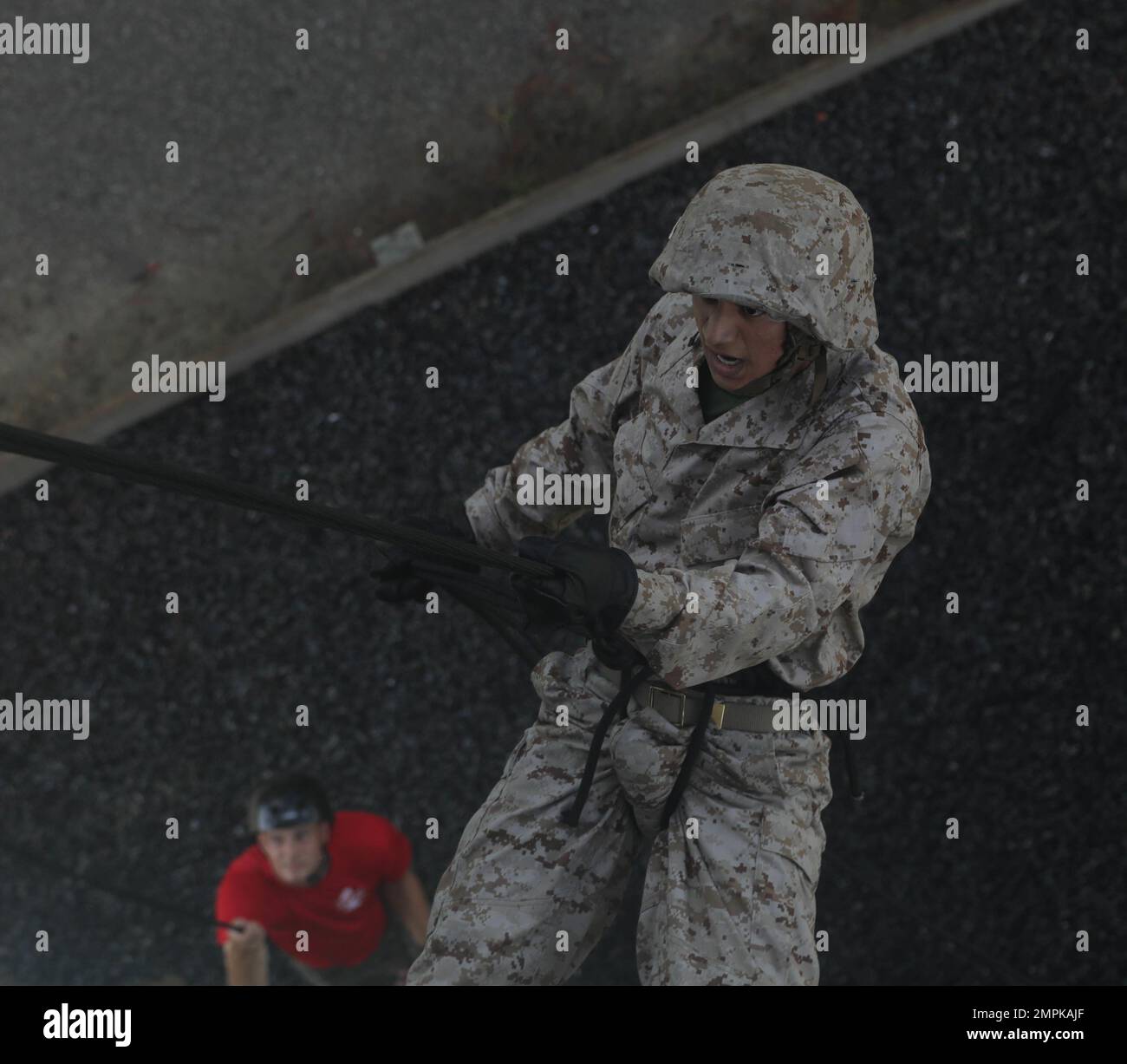 Recruits with Alpha Company, 1st Recruit Training Battalion, learn and ...