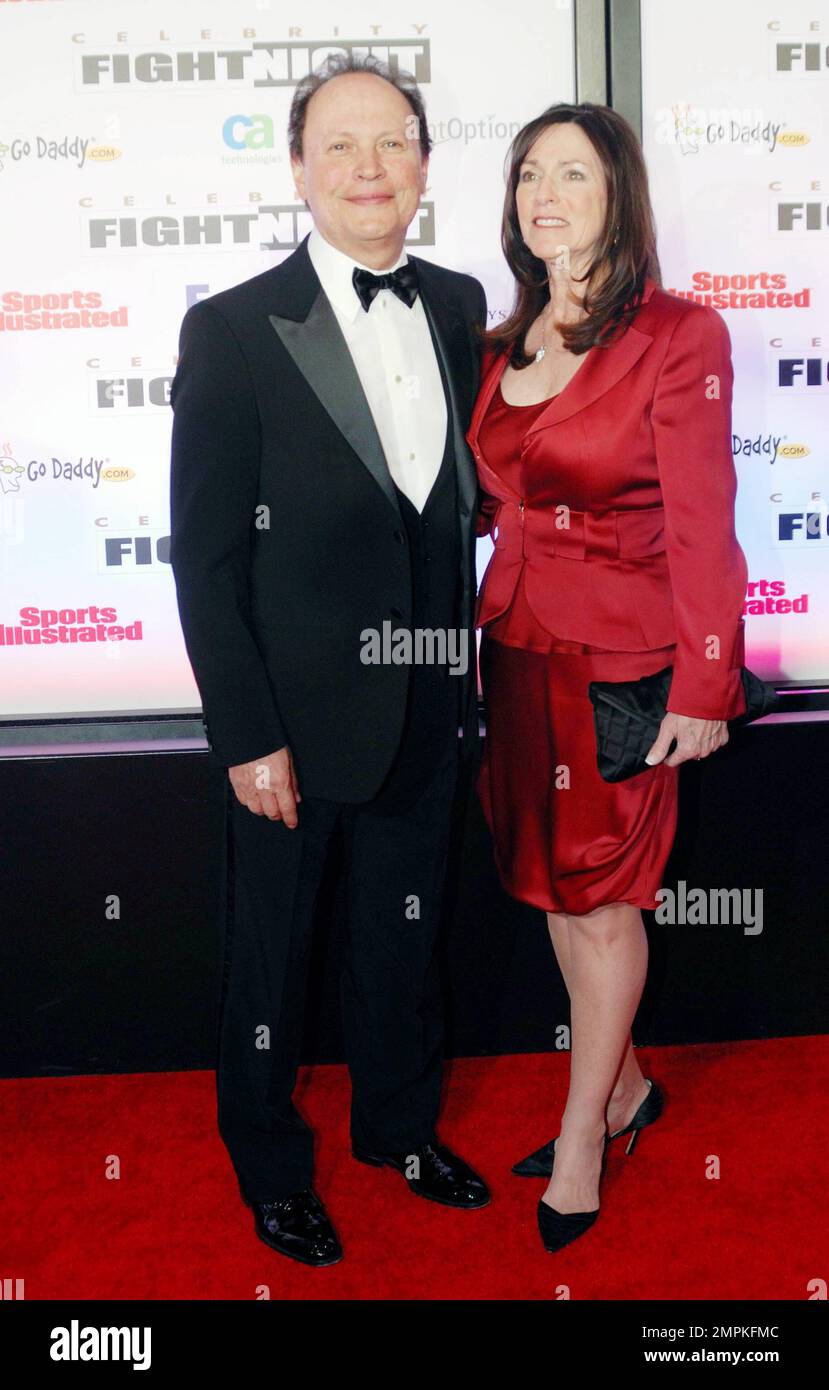 Billy Crystal and Janice Crystal pose for photographers on the red ...