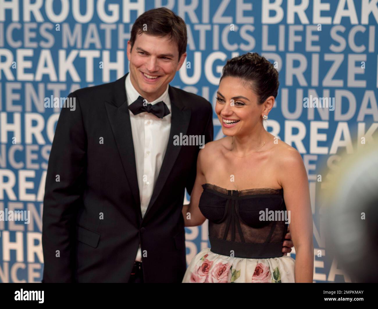 Ashton Kutcher and Mila Kunis arrive at the 6th annual Breakthrough ...