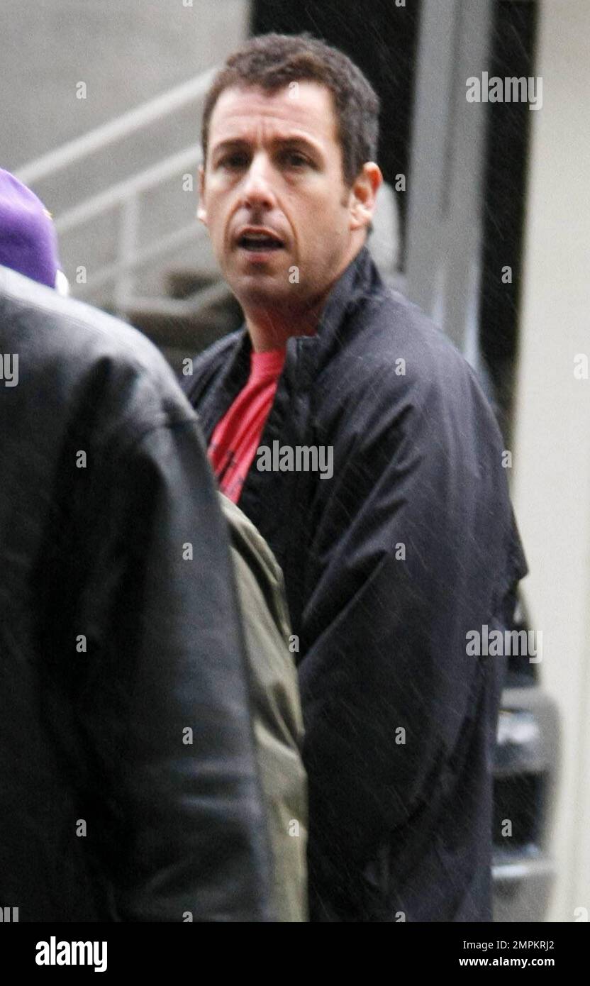 Adam sandler arrives staples center hi-res stock photography and images ...