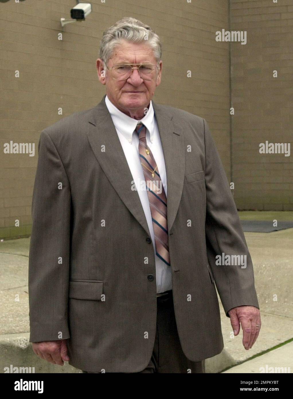 FILE - In this May 6, 2002 file photo, defendant Bobby Frank Cherry ...