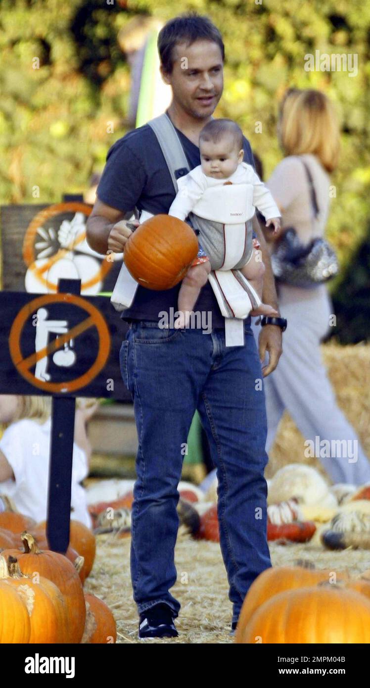 Chad Lowe, girlfriend Kim Painter and their daughter Mabel hunt for ...