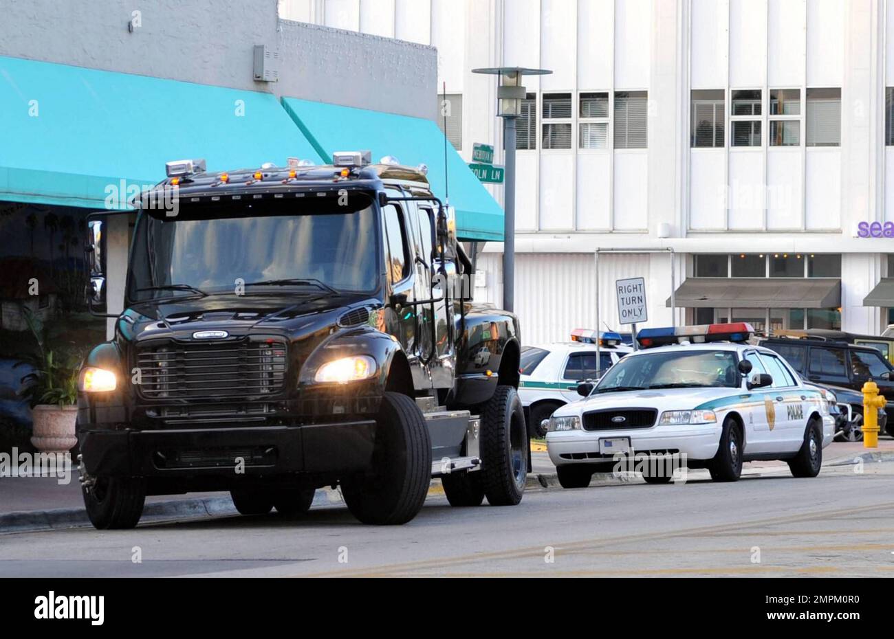 Extreme Super Trucks Police
