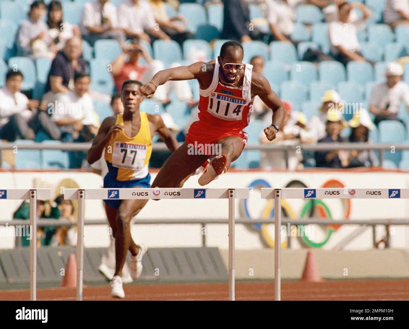 FILE - In this Sept. 23, 1988, file photo, Edwin Moses of the United ...
