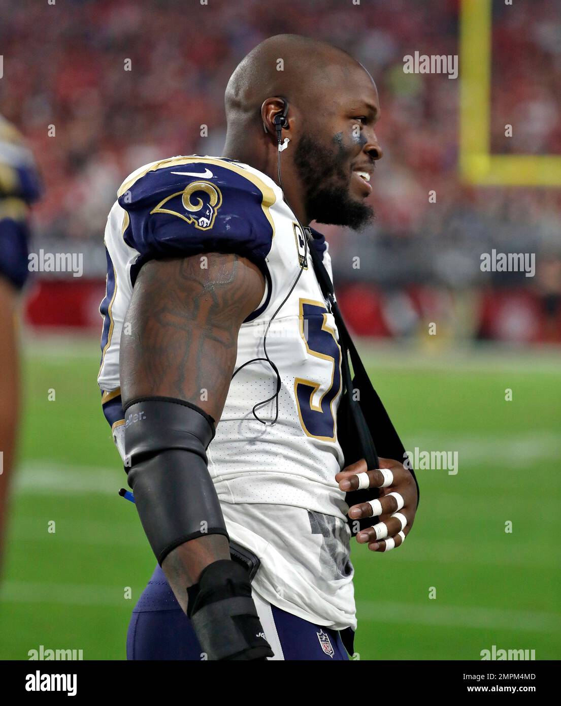 Los Angeles Rams inside linebacker Alec Ogletree (52) stands on the sidelines after an injury ...