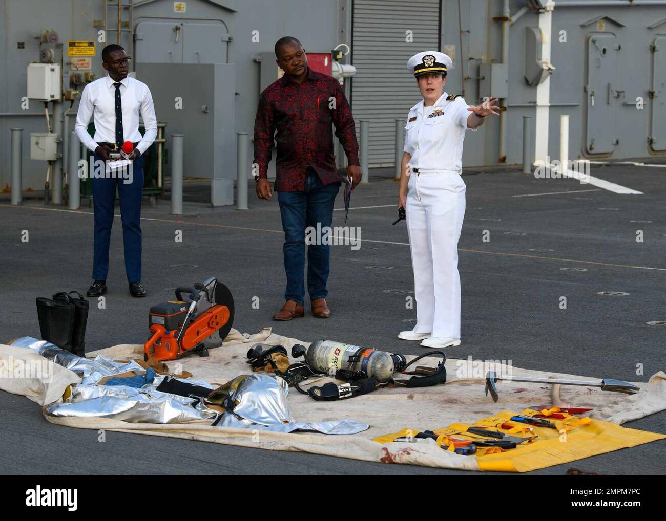 LUANDA, Angola (Nov. 3, 2022) Lt. Alexandria Songer, right, operations officer for the ...