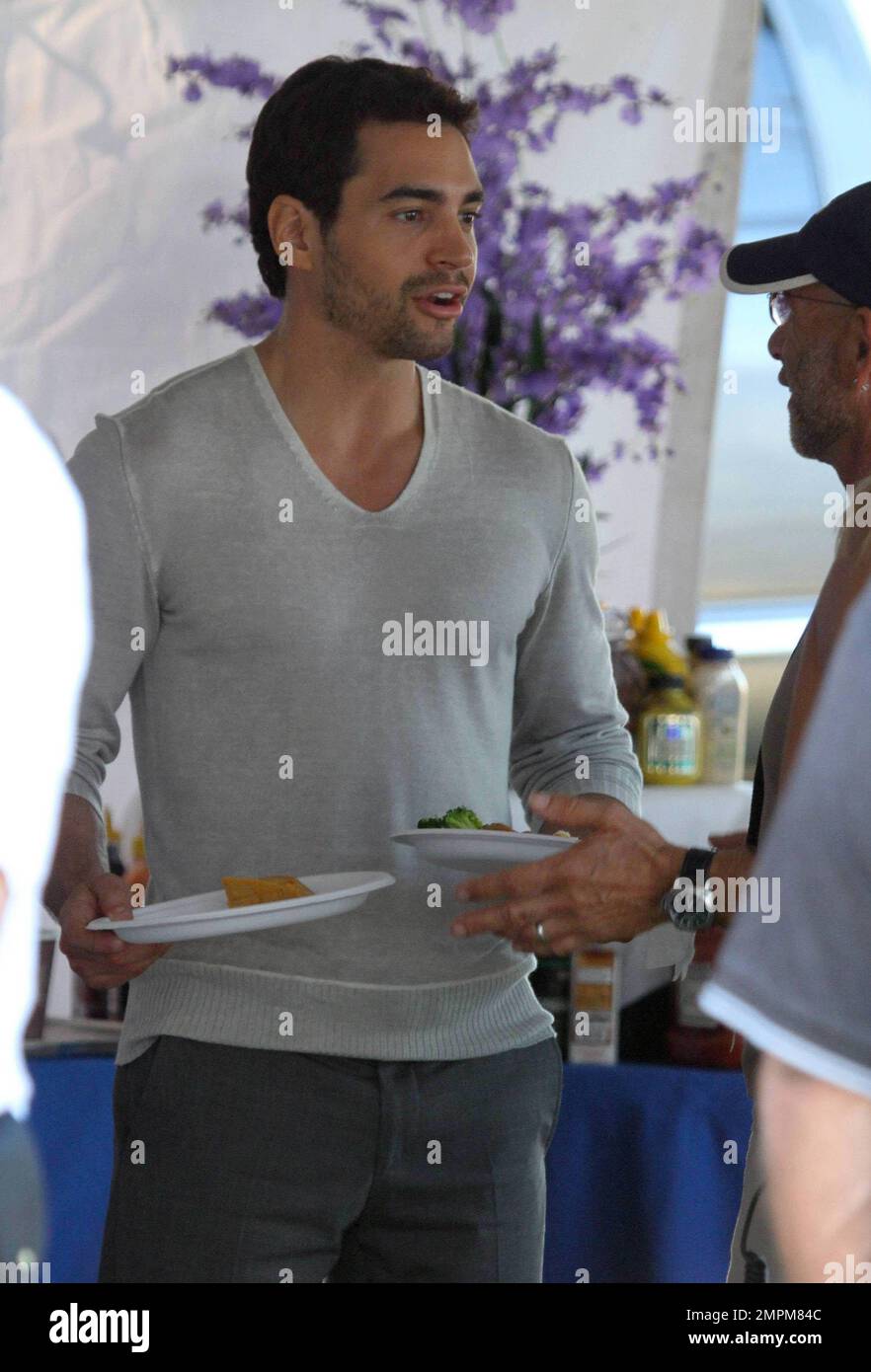 Minka Kelly, Rachael Taylor, Annie Ilonzeh and Ramon Rodriguez film ...