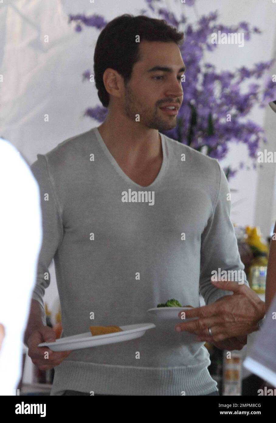 Minka Kelly, Rachael Taylor, Annie Ilonzeh and Ramon Rodriguez film ...