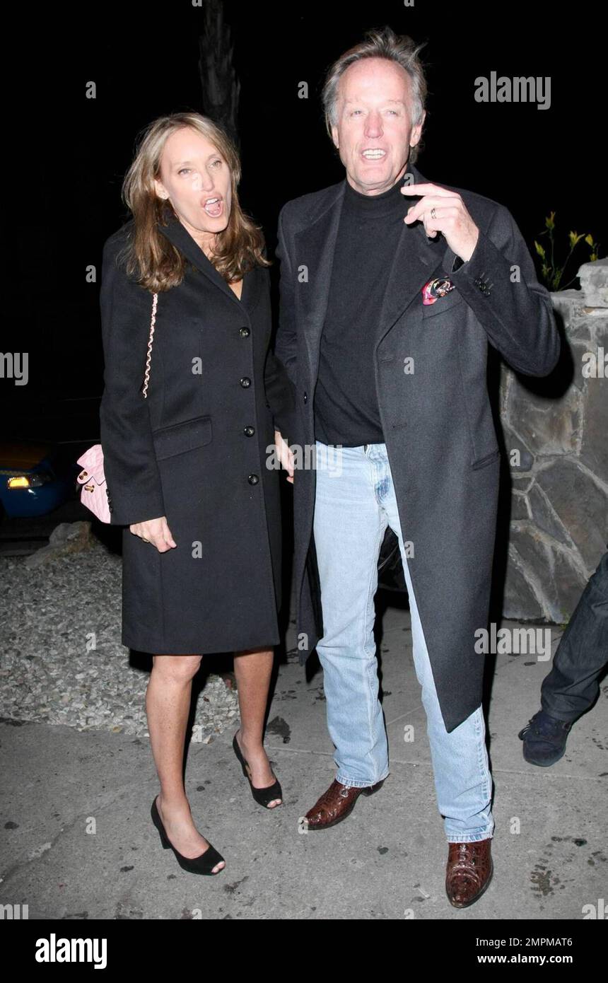 Actor Peter Fonda and wife Portia Rebecca Crockett attend the pre-Oscar ...