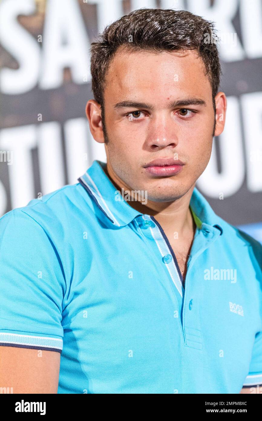 Pro boxer Julio Cesar Chavez Jr (46-1-1, 32 KOs) (left) and Pro boxer Brian Vera (23-6, 14 KOs ...