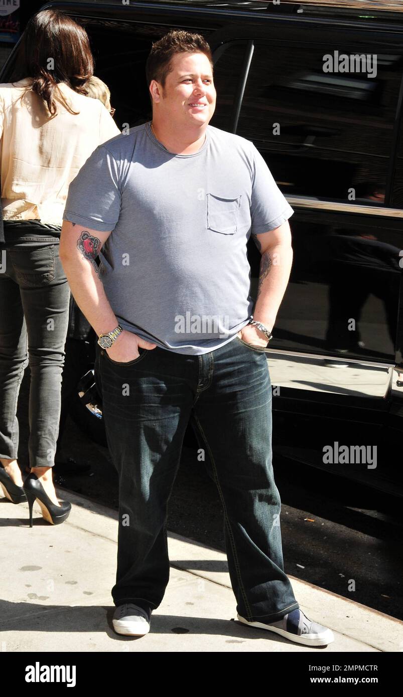 Chaz Bono and girlfriend Jennifer Elia arrive at the "Late Show with ...