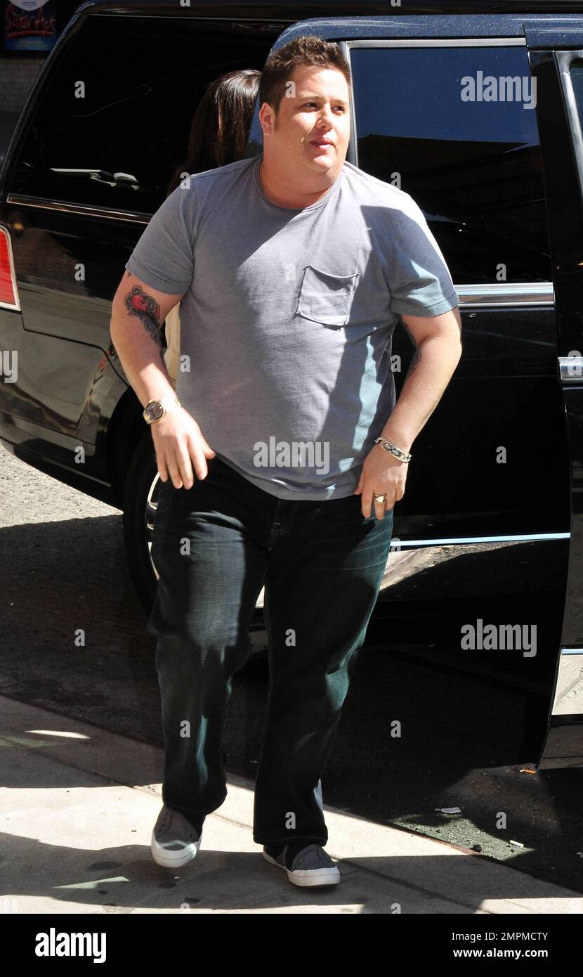 Chaz Bono and girlfriend Jennifer Elia arrive at the "Late Show with ...