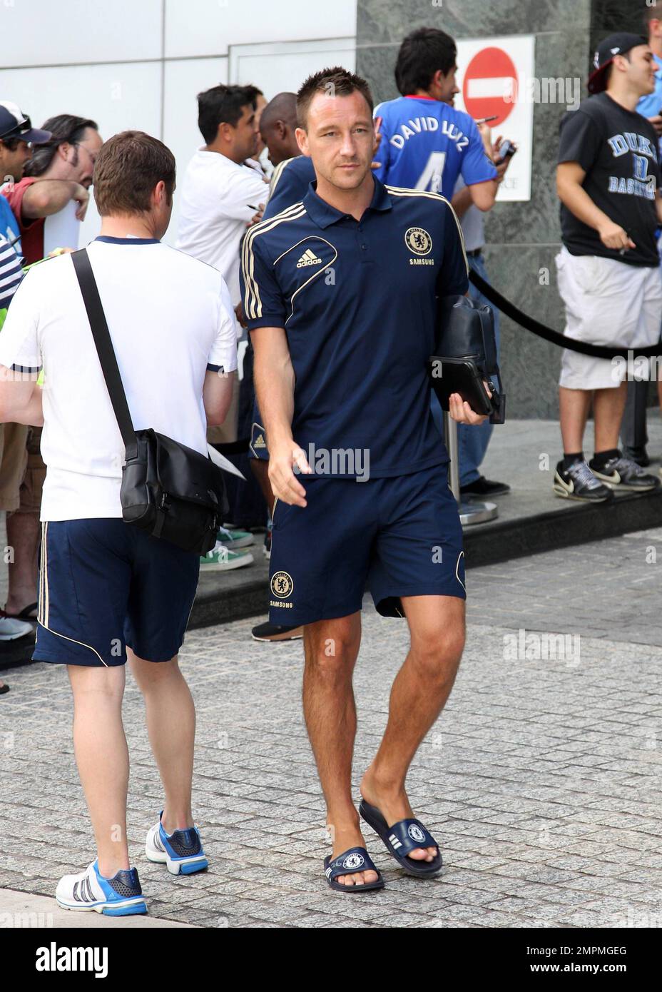 EXCLUSIVE!! Chelsea captain John Terry poses for photos and signs ...