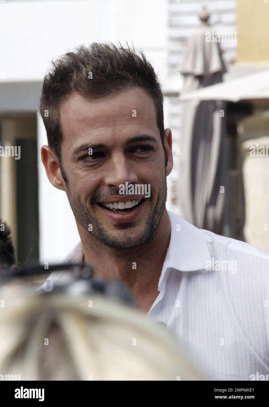 "Dancing with the Stars" pro dancer Cheryl Burke and her partner ...