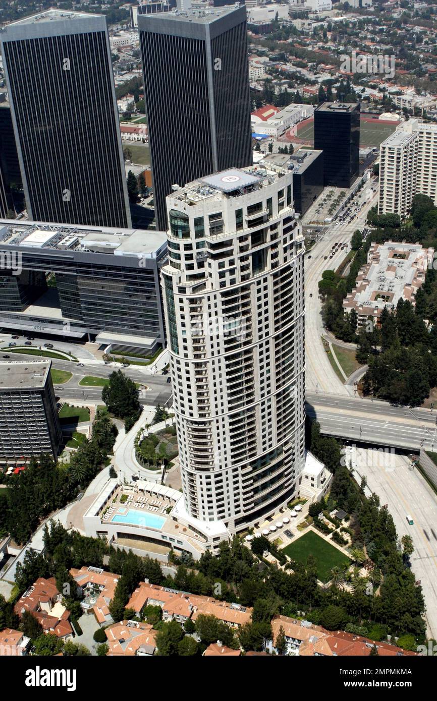 EXCLUSIVE!! Aerial views of the Beverly Hills high rise building in ...