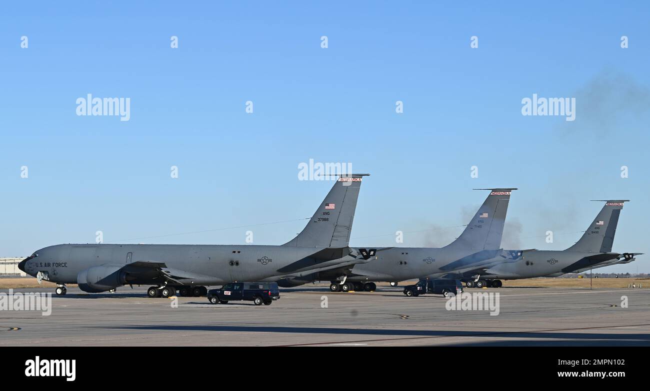 Alert crews from the 155th Operations Squadron respond to the aircraft ...