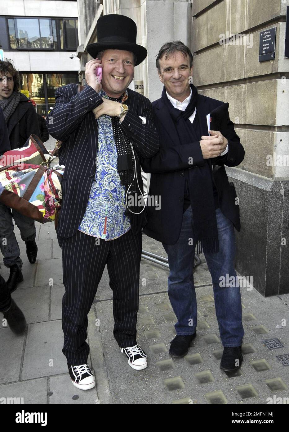 Glenn tilbrook and chris difford hi-res stock photography and images ...