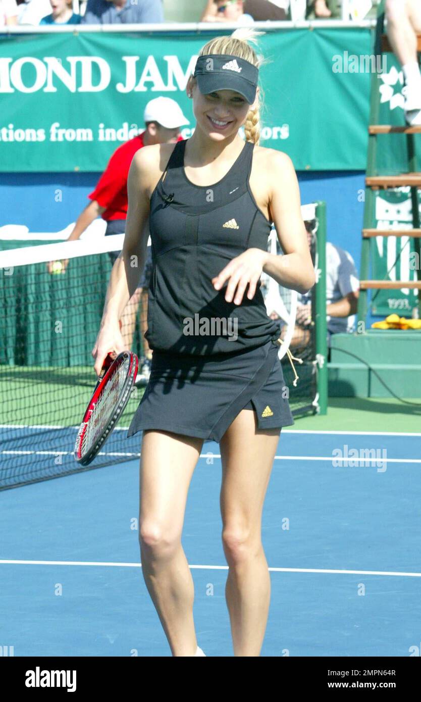 Chris Evert/Raymond James Pro-Celebrity Tennis Classic Day 3 attended ...