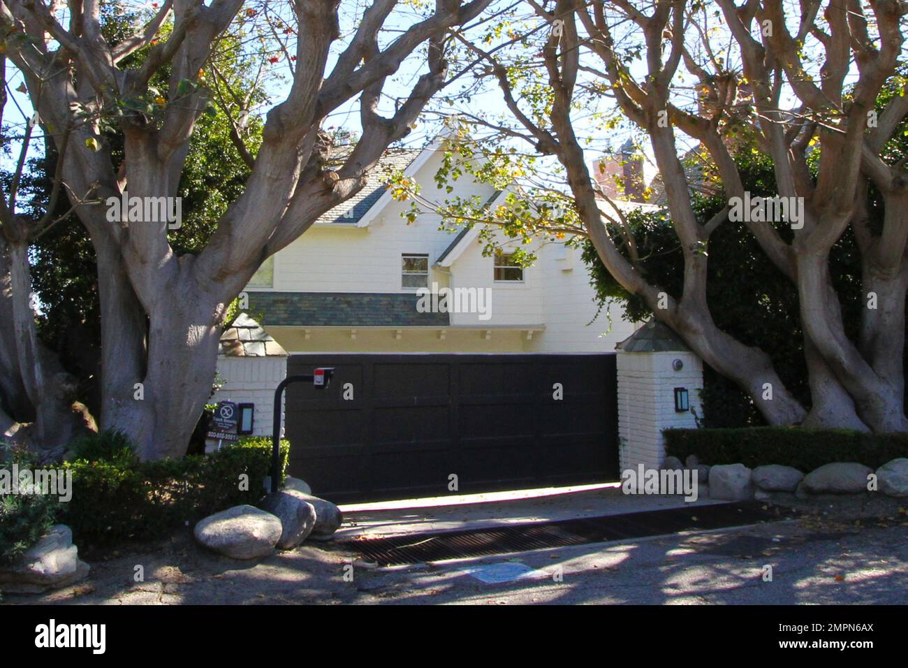 Chris hemsworth house hi-res stock photography and images - Alamy