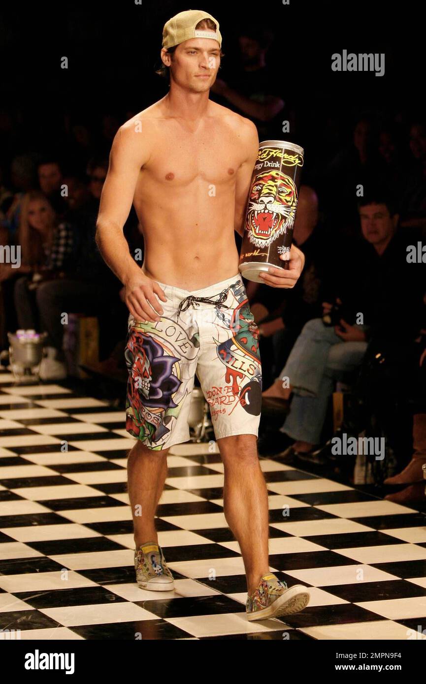 Ed hardy model hi-res stock photography and images - Alamy