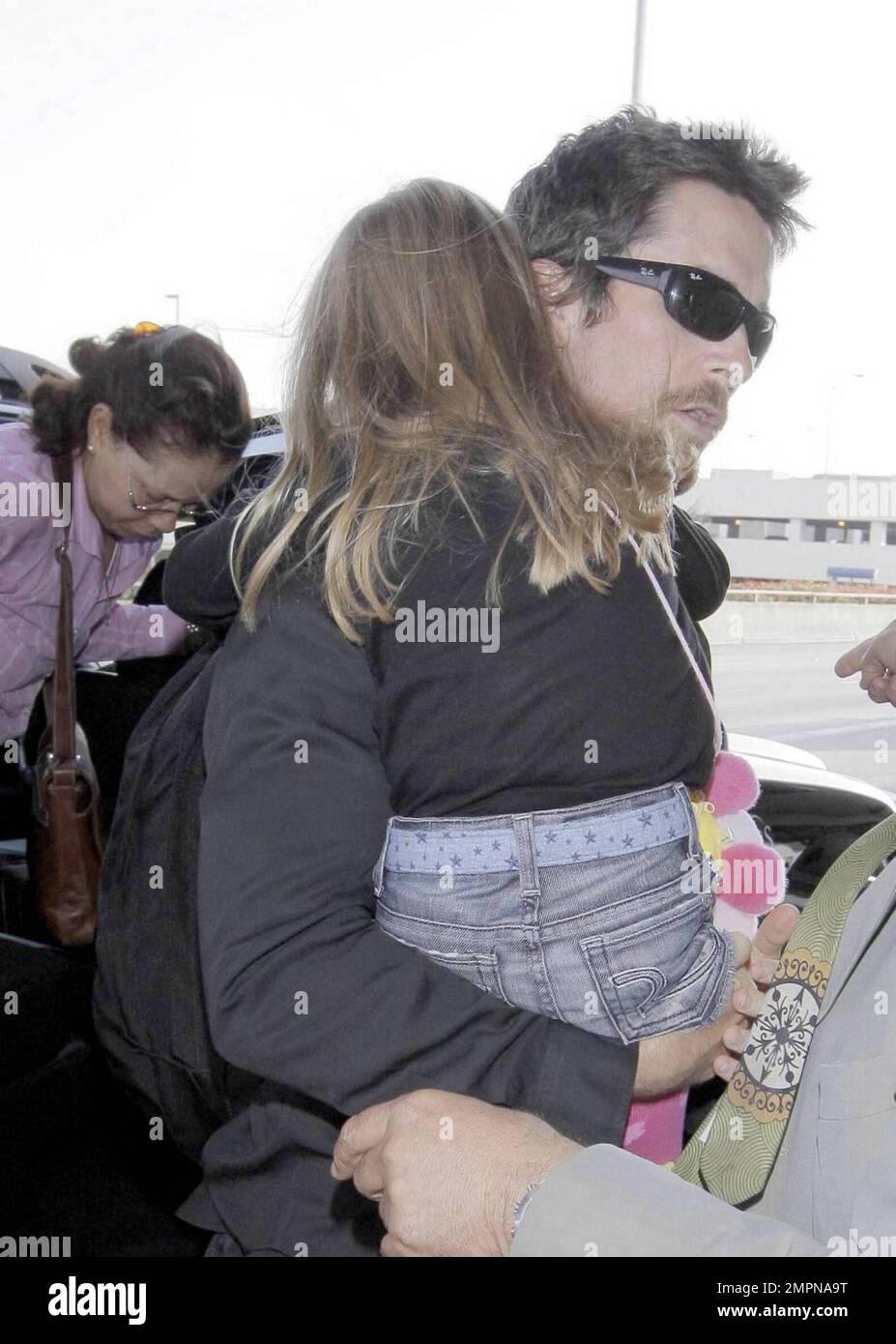 Christian bale and daughter emmeline bale hi-res stock photography and ...
