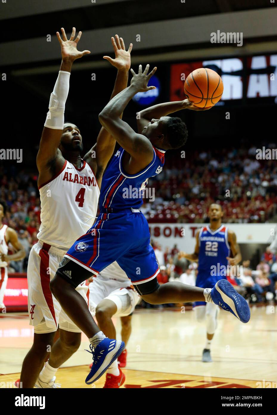 Louisiana Tech guard DaQuan Bracey (4) puts up a shot over Alabama ...