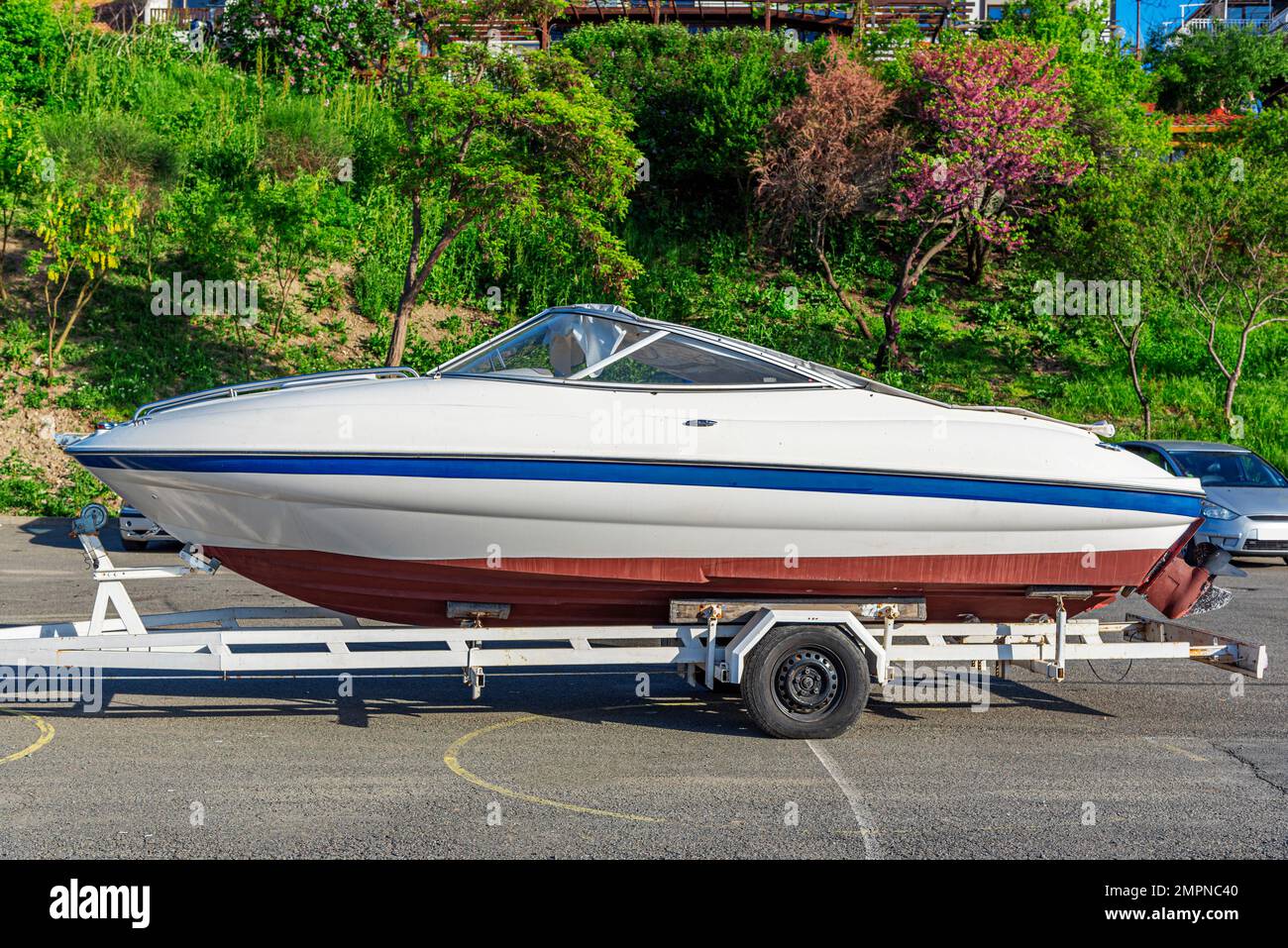 Yacht with its on car hi-res stock photography and images - Alamy