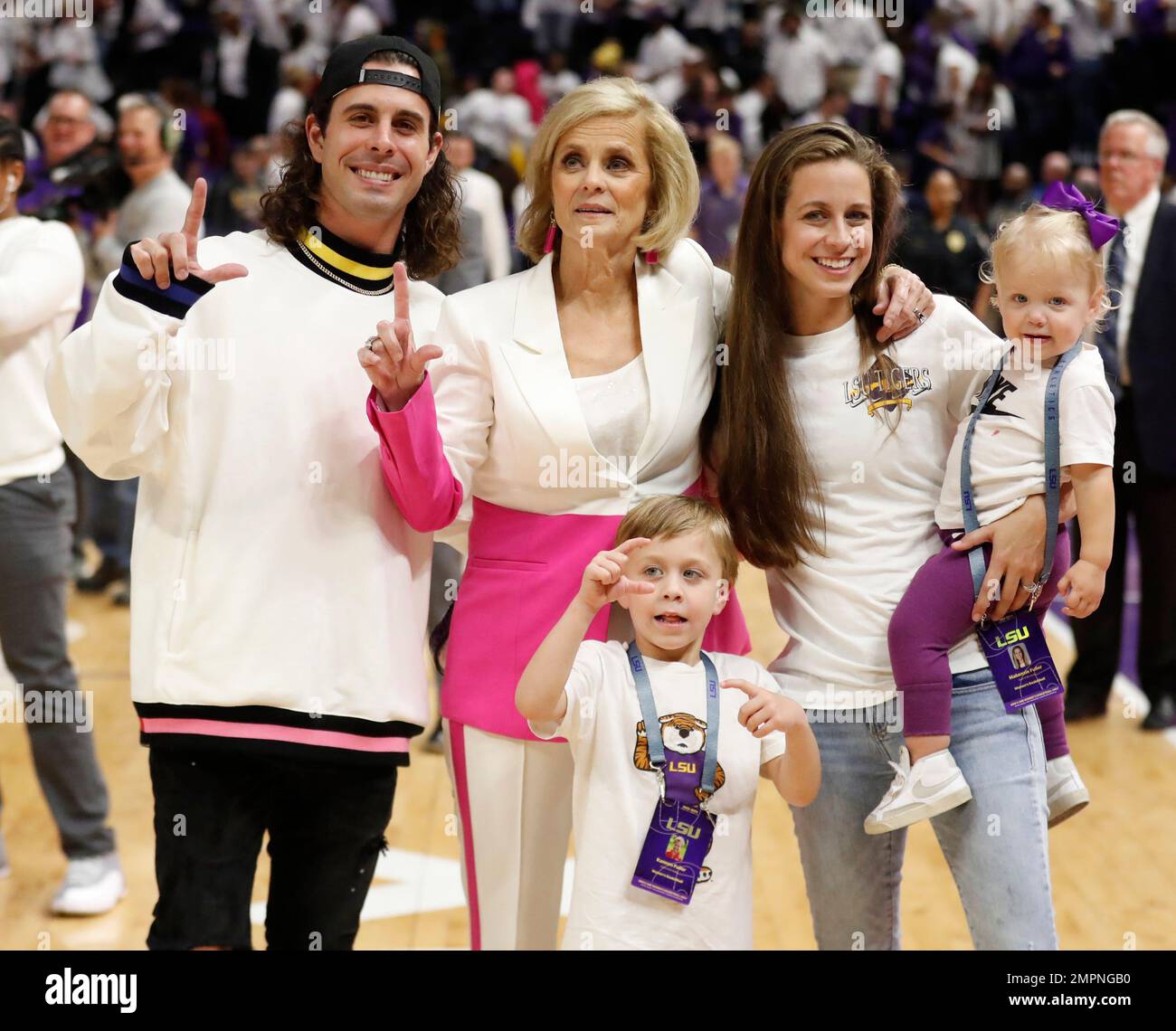 LSU Lady Tigers head coach Kim Mulkey poses with her family after her ...