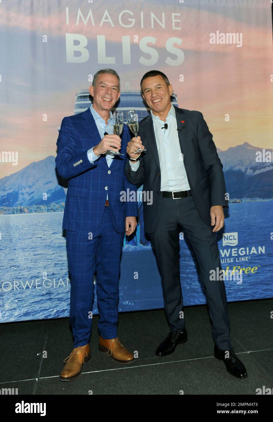 IMAGE DISTRIBUTED FOR NORWEGIAN CRUISE LINE - Radio personality Elvis ...