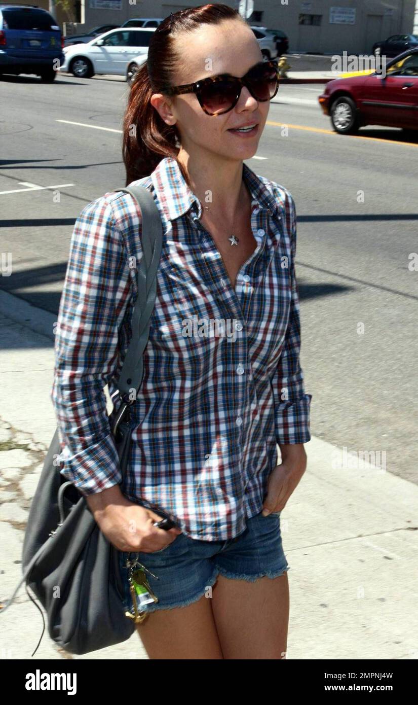 Actress Christina Ricci smiles for cameras as she strolls in West ...