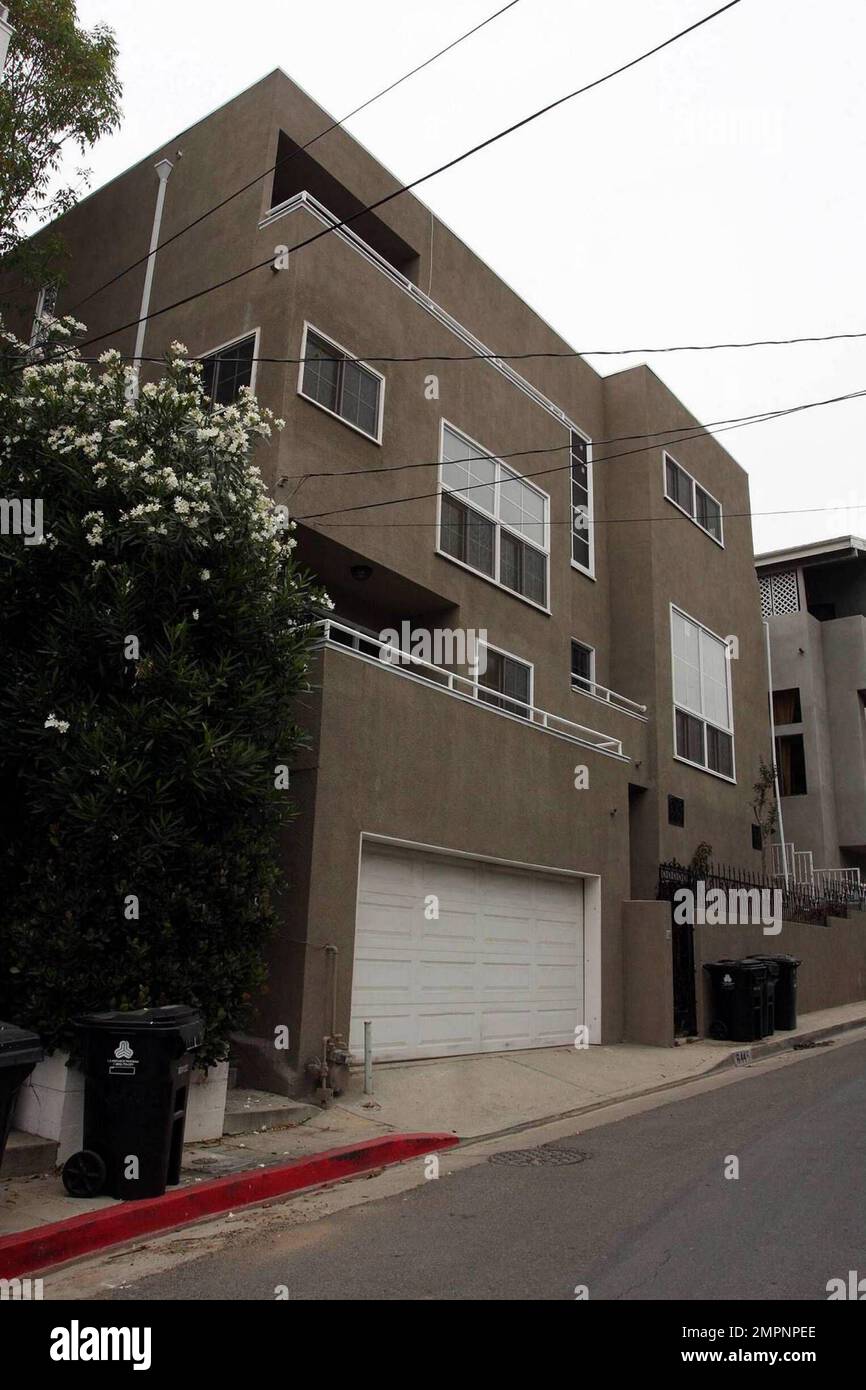 Exclusive!! These are two homes that pop star Ciara toured yesterday ...