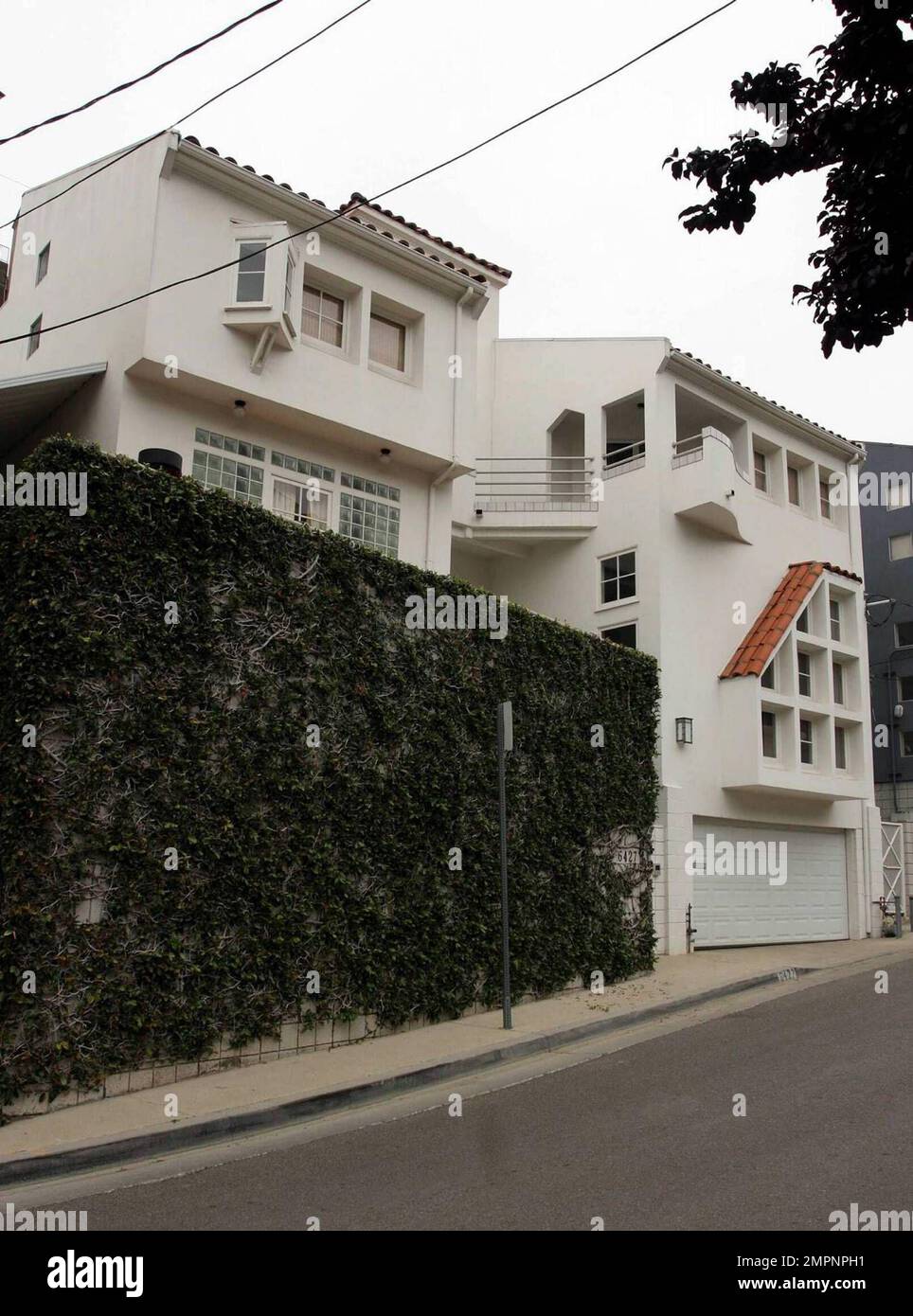 Exclusive!! These are two homes that pop star Ciara toured yesterday ...