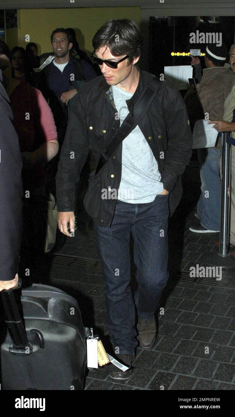 Exclusive!! Irish actor, "The Dark Knight" star Cillian Murphy arrives ...