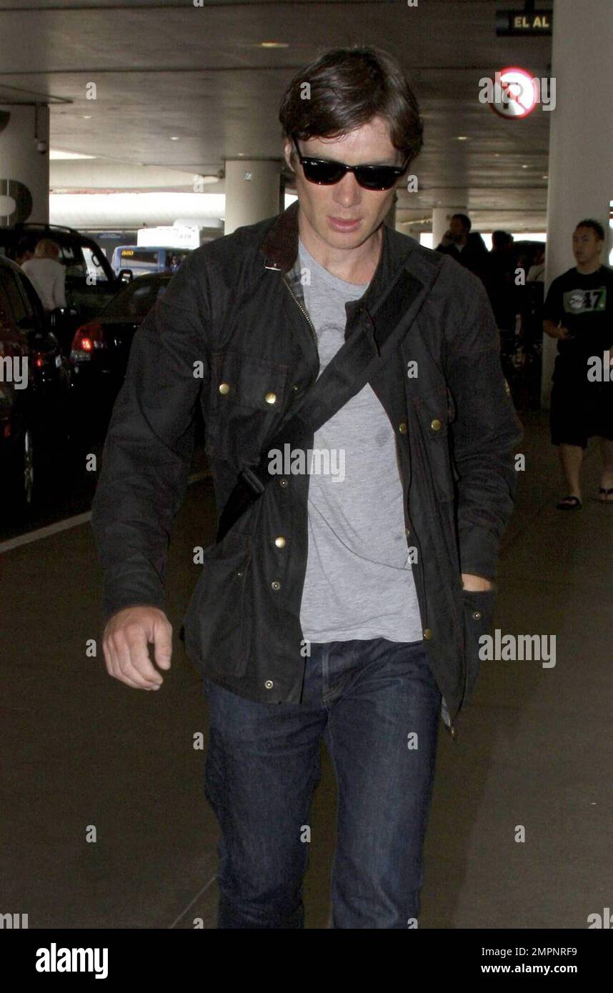 Exclusive!! Irish actor, "The Dark Knight" star Cillian Murphy arrives ...