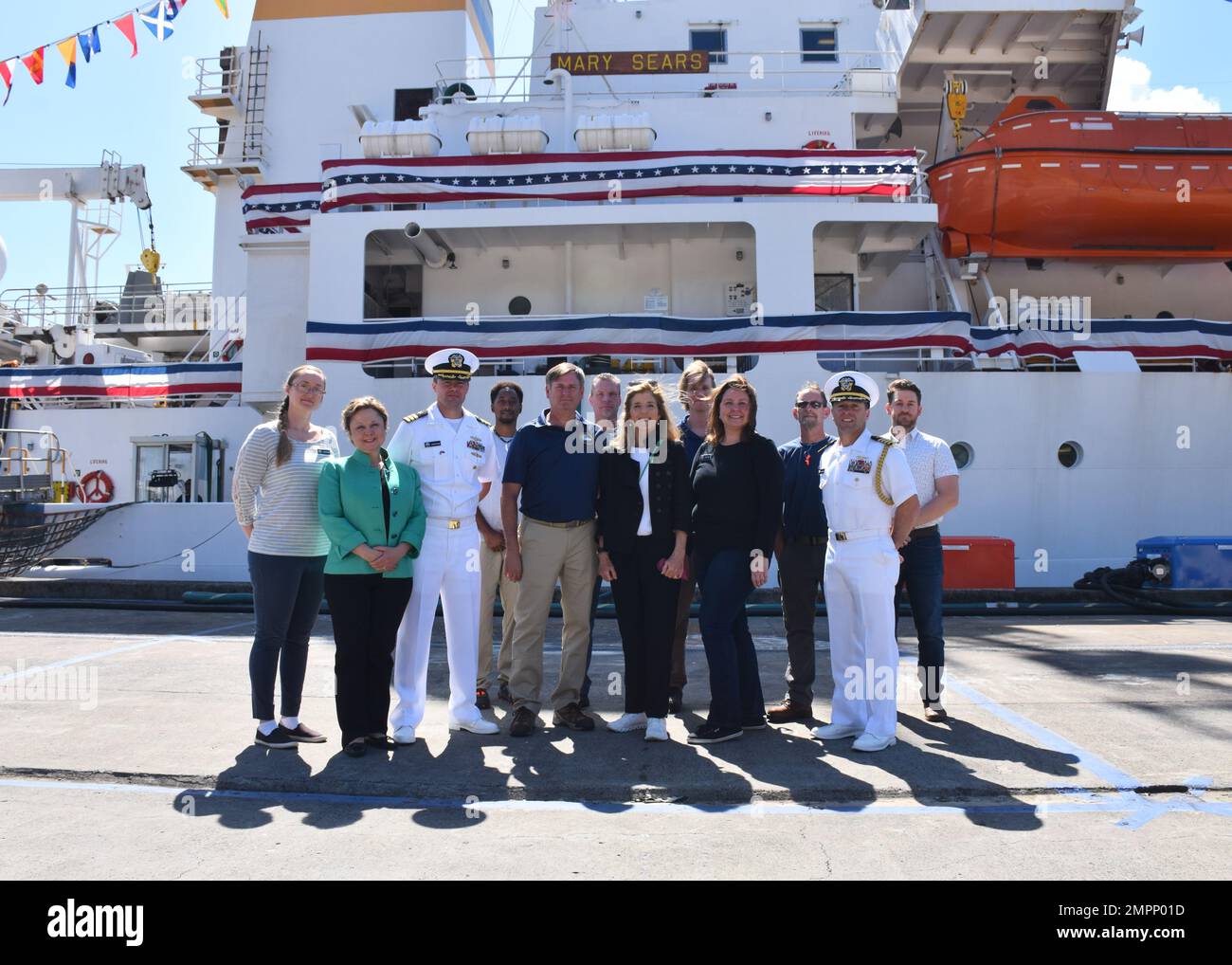 SYDNEY, Australia (Nov. 8, 2022) - Pathfinder-class oceanographic ...