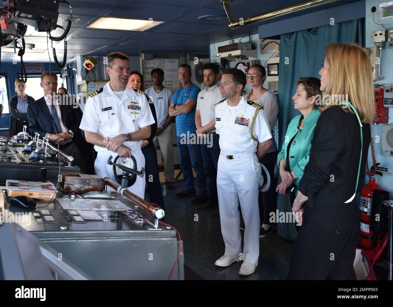 SYDNEY, Australia (Nov. 8, 2022) - Pathfinder-class oceanographic ...