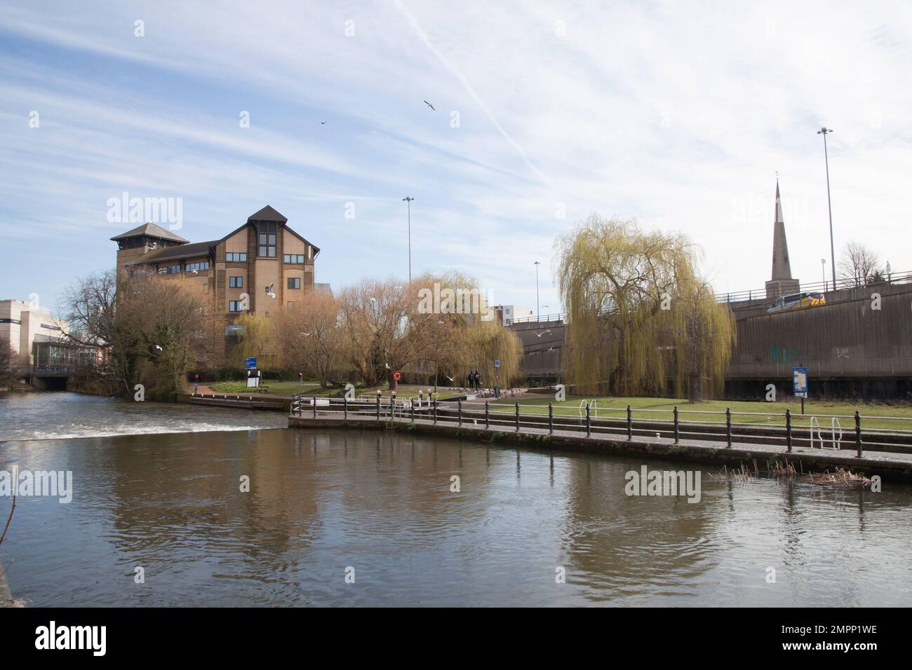 Views along the River Kennet in Reading, Berkshire in the UK Stock ...