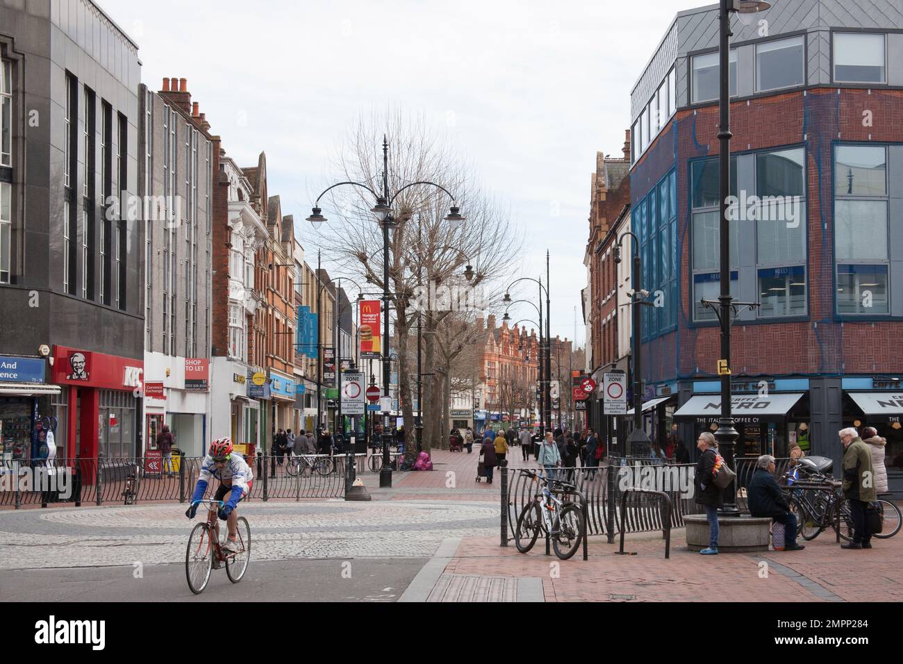 Views of Broad Street in Reading, Berkshire in the UK Stock Photo - Alamy