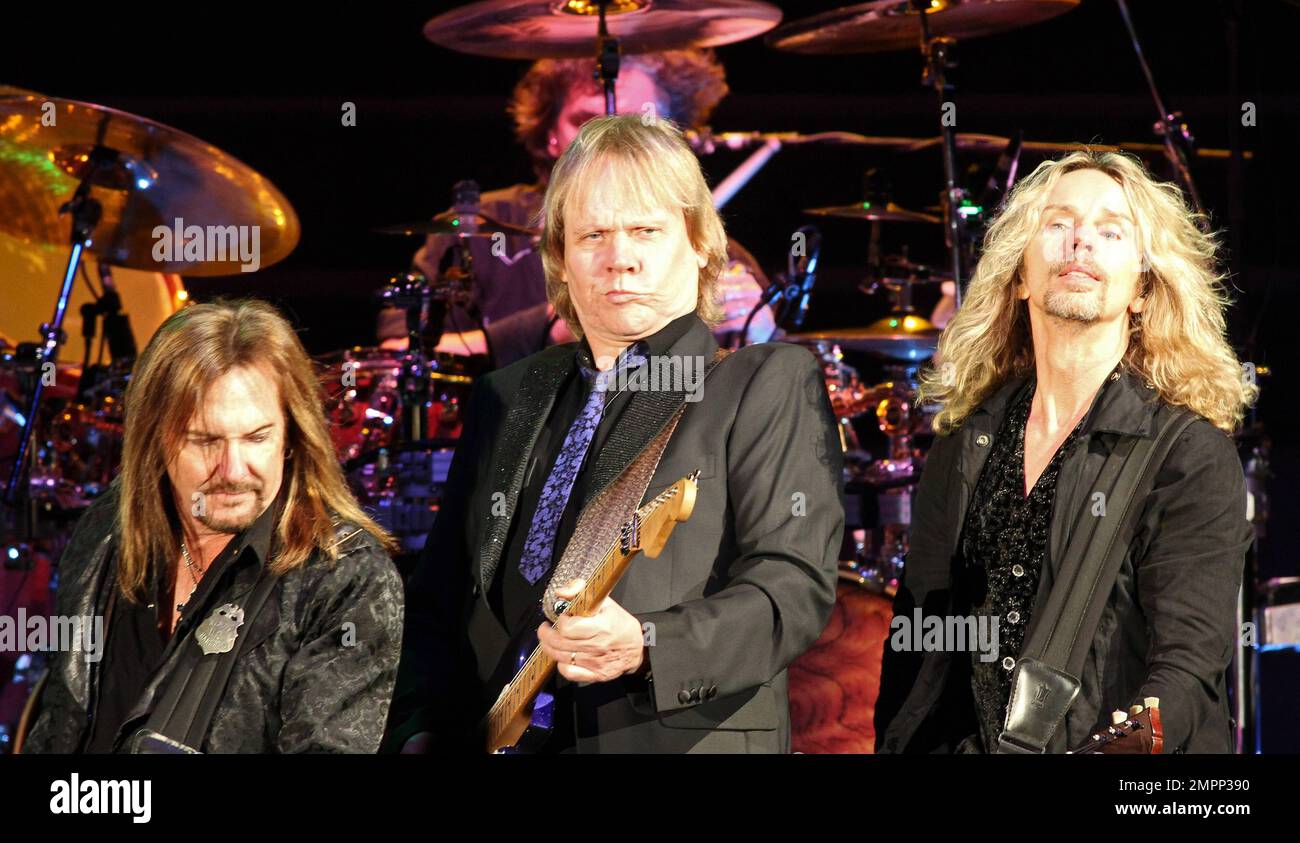 Tommy Shaw, James JY Young and Ricky Phillips of the classic rock band ...