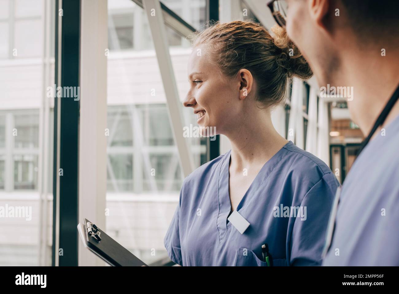 Hospital window hi-res stock photography and images - Alamy