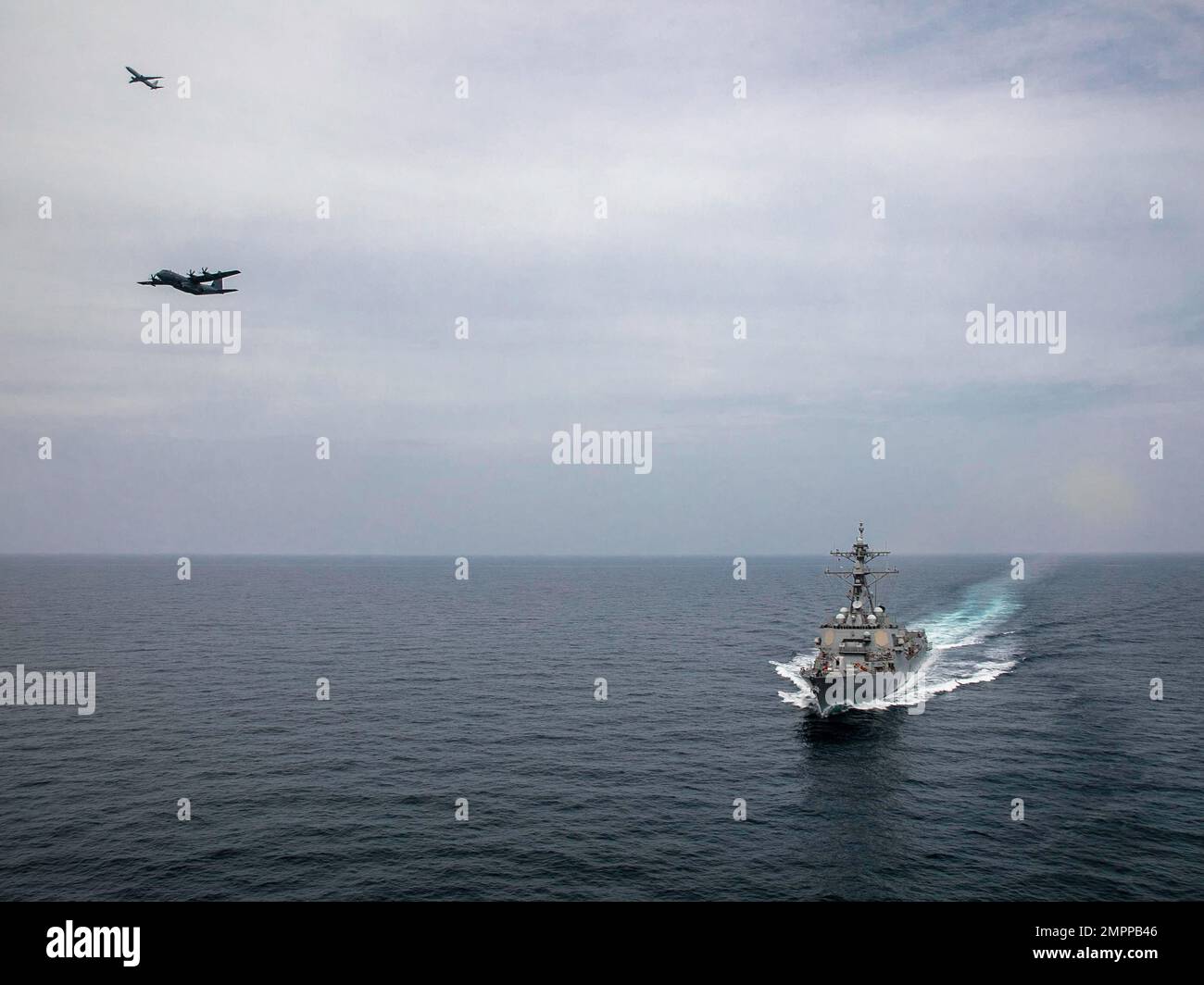 221111-N-UL352-1274 ARABIAN GULF (Nov. 11, 2022) A U.S. Air Force AC ...