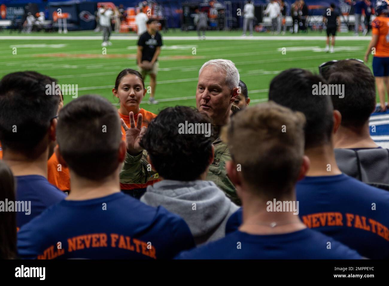 U.S. Army Lt. Gen. John R. Evans speaks to University of Texas at San Antonio Reserve Officers ...