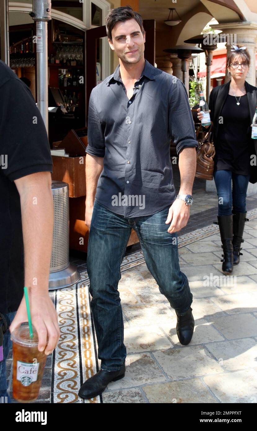 Actor Colin Egglesfield makes appearance on "Extra" TV at The Grove ...