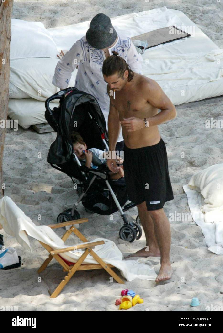 Exclusive!! Colin Farrell, son James and Sister Catherine(?)relax ...