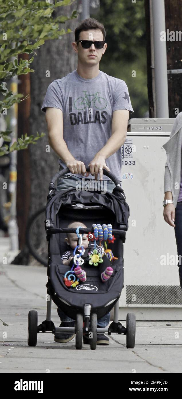 EXCLUSIVE!! - Colin Hanks, the eldest son of Tom Hanks, and wife ...